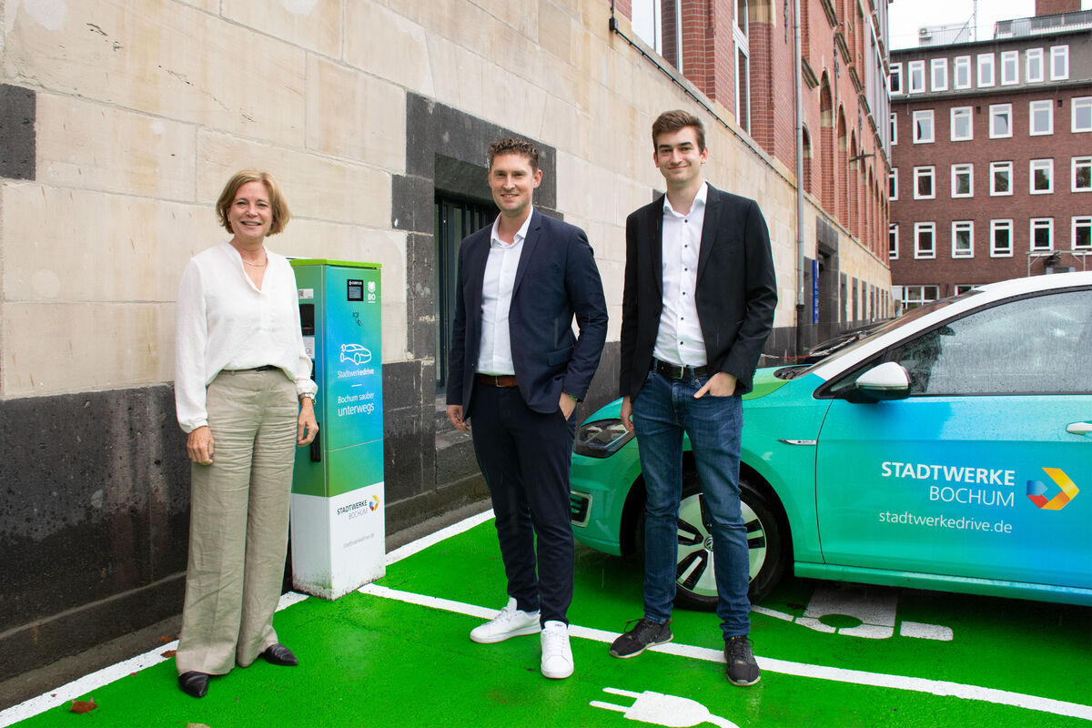 THGA erhält E-Ladesäulen in Kooperation mit den Stadtwerken Bochum - TH ...